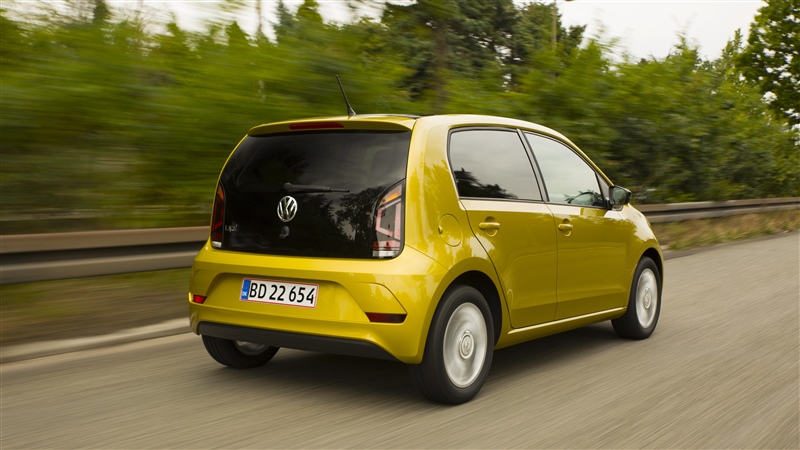 Kuffert og Kørehandsker: up! er den bedste microbil - Volkswagen ...